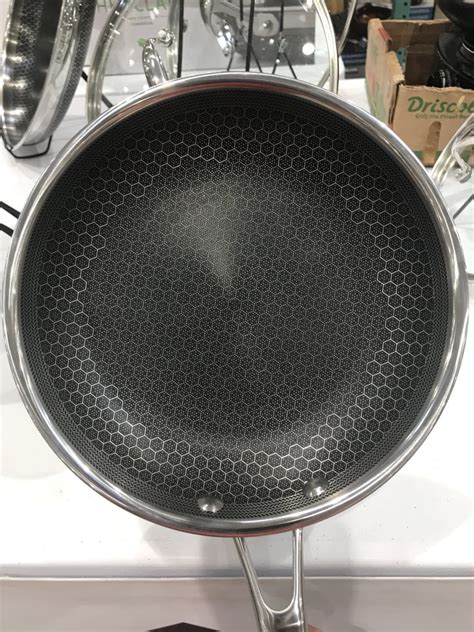 Hexclad Review | Stainless Steel Cookwares 7 Piece Set Report