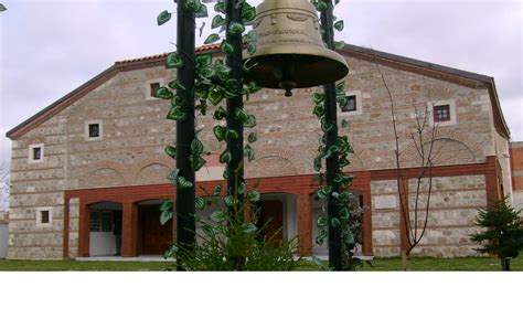 Икони изработка и продажба Христос воскресе Нека светлината на Неговото воскресение озари