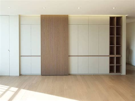 좋아요 310개 댓글 6개 Instagram의 Design A3 디자인에이쓰리a3designofficial님 거실에 책장과 책상을 놓는다는것 잘 정돈되고