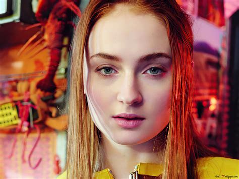Sophie Turner Green Eyes 4k Wallpaper Download