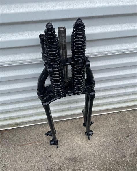 Nice Samwell Inline Springer Panhead Shovelhead Parts