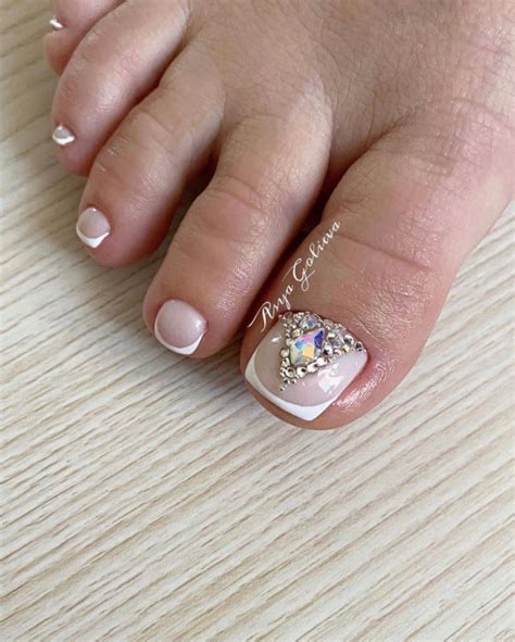 Rhinestone Wedding Toe Nails