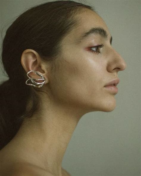 Pin By Renee On Beauty Swipe Hooked Nose Big Nose Beauty Nose