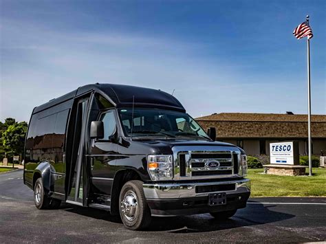 2025 Turtle Top Executive Vanterra Ford 13 Passenger Luxury Bus