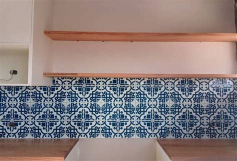 Encaustic Tile Splashback For Brightening Up Your Kitchen