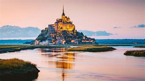 10 Of The Most Incredible Castles Around The World Architectural