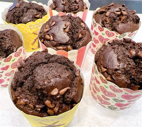 【巧克力纸杯蛋糕的做法步骤图，怎么做好吃】可可阿娜下厨房