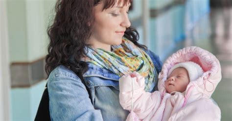 Когато родих свекърва ми и синът й дори не погледнаха бебето а ме изгониха За Жената