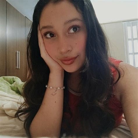 Michelle Profesor Matemática 8609 H