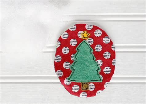 Oval Tree Christmas Ornament Tutorial Clover Violet