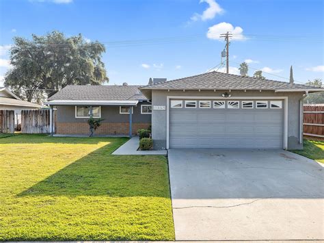 1065 Lassen Drive Hanford Ca 93230 Zillow