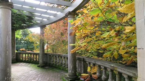 Hatley Castle Italian Formal Gardens The Garden Websitecom