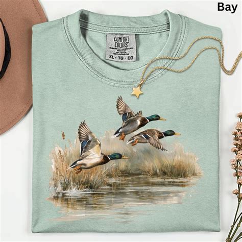 Vintage Mallard Duck Sweatshirt • Wildlife Graphic Tee Etsy