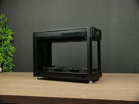 Itx Liquid Cooling Casemod With A Twist R Watercooling