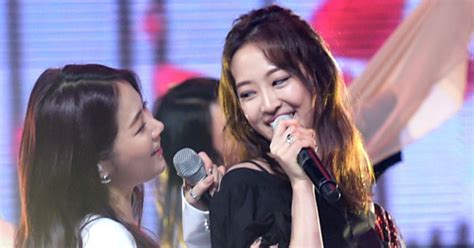 [포토엔]씨스타 소유 다솜 1위 자축~ 아찔 부비부비