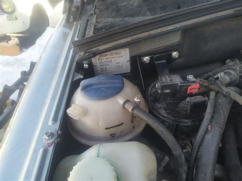 Расширительный бачок от фольксваген — Chevrolet Niva, 1,7 л, 2006 года ...