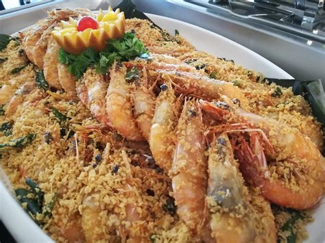 Surf And Turf Buffet Dinner Iconic Hotel