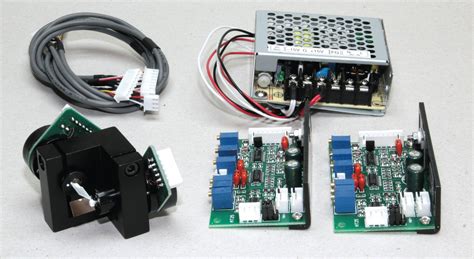 Bastelprojekt Lasershow Mit Arduino Vektorgrafiken An Die Wand Projizieren Heise Online