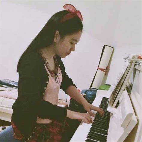 Chia Chen Chiang Piano Short Biography [more Photos]