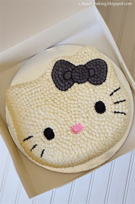I Heart Baking Hello Kitty Cake And Cupcakes