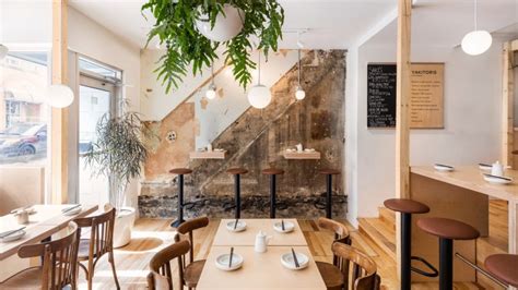 Japanese Restaurant Combines Minimal Details And Unfinished Surfaces