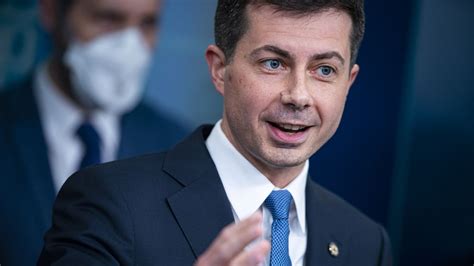 Pete Buttigieg To Gop Same Sex Marriage Deserves To Be Treated Equally