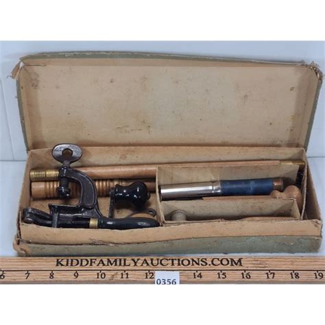 Antique Manual Bullet Reloader W Accessories 10 Gauge