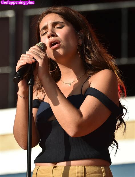 Alessia Cara Alessiacara Alessiasmusic Nude Onlyfans Photo The Fappening Plus