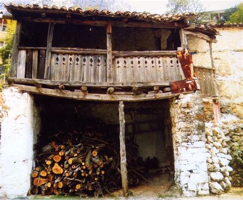 Ζωή Στο Χωριό Το σπίτι του χωριού Τα παλιά πέτρινα