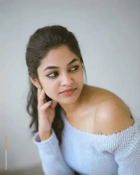 Actress Ivana Hot And Beautiful Pics And Photos