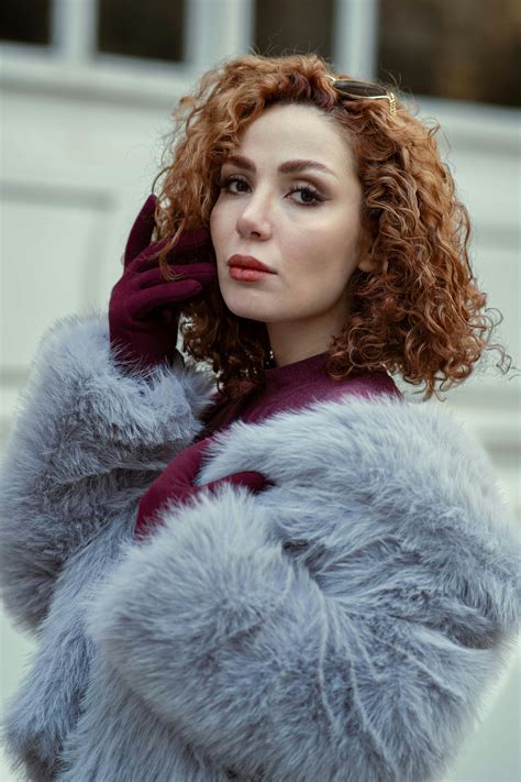 Maturelegsspread Photos Download The Best Free Maturelegsspread