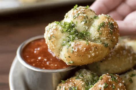 Garlic Knots Recipe