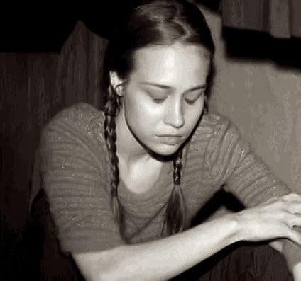 Fiona Apple Gif Find Share On Giphy