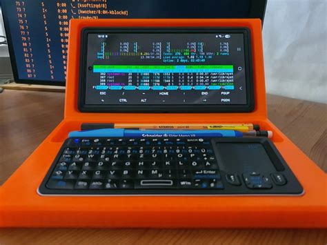 raspberrypi labs cyberdeck v2 linuxsocial cyberdeck hackinggadgets