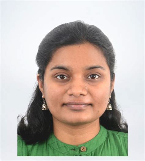 Shreya Gosavi Physiotherapist Dubai Healthcare City Westminster Ortho Med Clinic