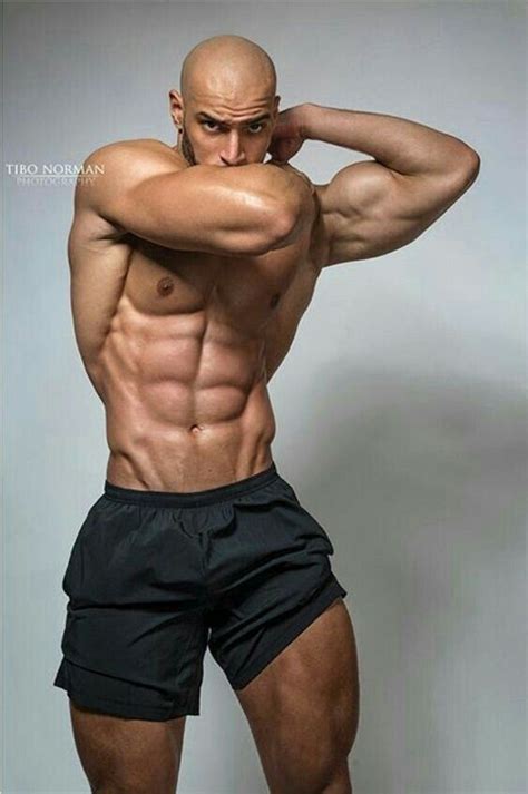 Pin By Vinicius On Selfs Que Quero Tirar Body Builder Best Testosterone Muscular Men