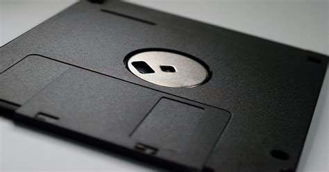 How To Read A 35 ‘ Floppy Disk On Your Modern Pc Easily