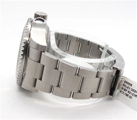 f8cc2949-4fdc-5ac9-a9e2-3a51062a08af.jpg - Watch and Wares
