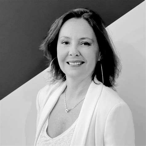 Béatrice Mathurin Teritoria Nous Travaillons Toujours Loffre Grâce à Un Triptyque Siège