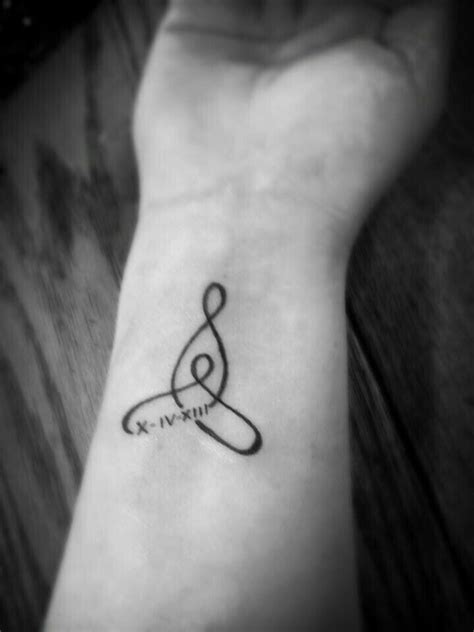 ideeën over Moeder dochter tattoo kleine tatoeage tatoeage ideeën tatoeage