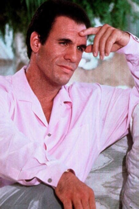 Robert Davi Archives James Bond 007