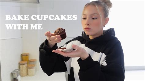 Bake With Me 🤍🧁 Daisyherriott Youtube