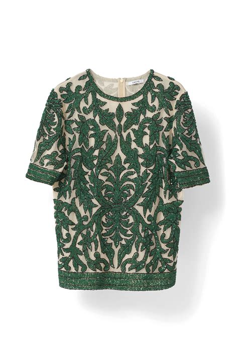 10 Stora Modetrender Att Fylla Garderoben Med 20 Plagg I Butik