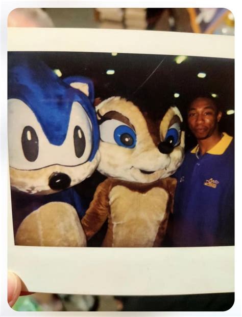 Never Before Seen Photos Of The Sonic And Sally Sega World Sydney Mascots