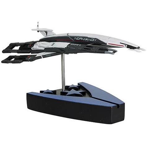 Mass Effect Alliance Normandy Sr 1 Ship Replica Statue