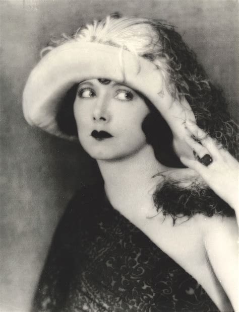 Pictures Of Minta Durfee Picture 157742 Pictures Of Celebrities