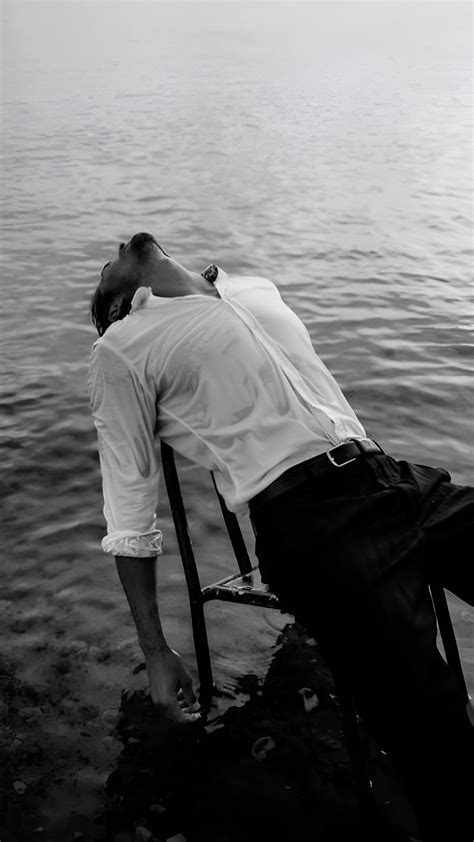 160 تصویر زمینه گوشی پسرونه شیک و خفن، ماشین، فوتبالی، موتور