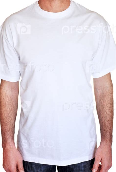 Фотография на тему Мужчина в белой футболке Pressfoto