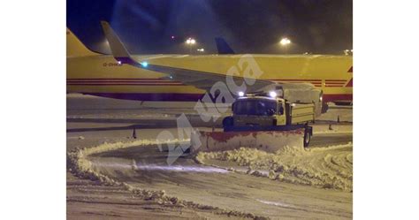 Отмениха полетите от София до Варна и обратно заради времето