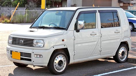 These Are The 10 Weirdest Japanese Hatchbacks Ever Made